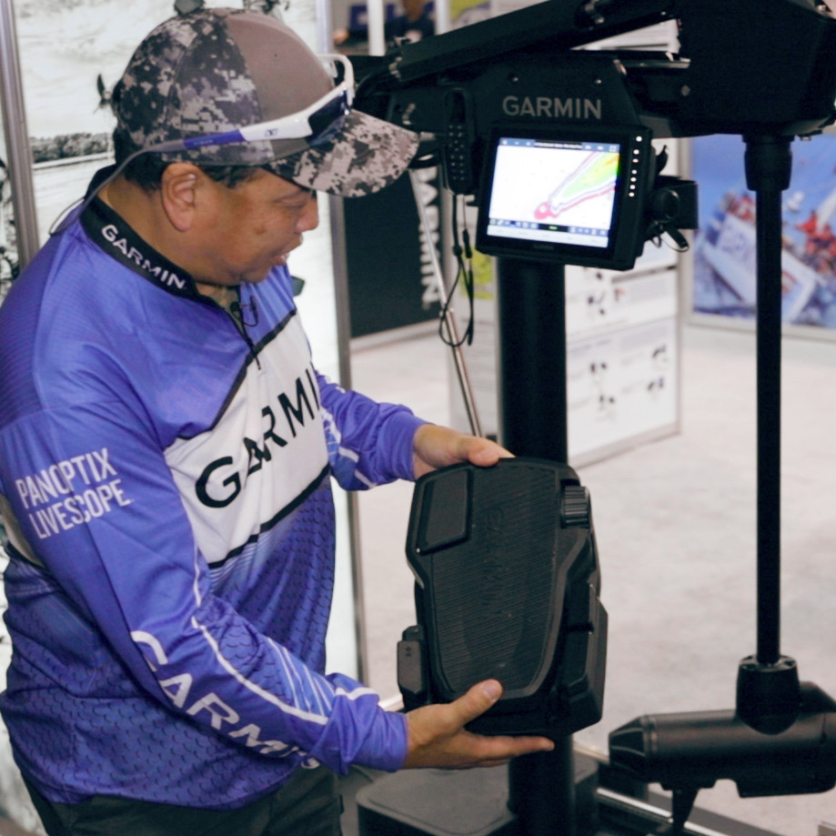 The Garmin Force Trolling Motor | -A First Look -Live 2 Fish