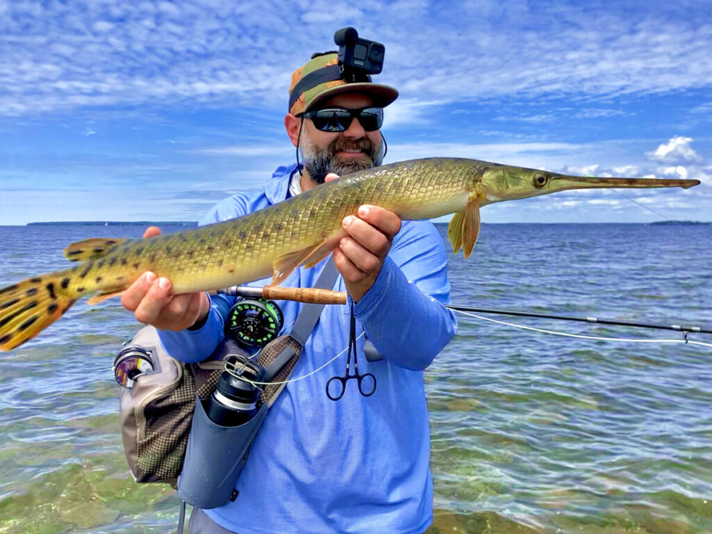 Fly Fishing For Gar in Shallow Water: The Art of Sight Fishing | Live 2 ...